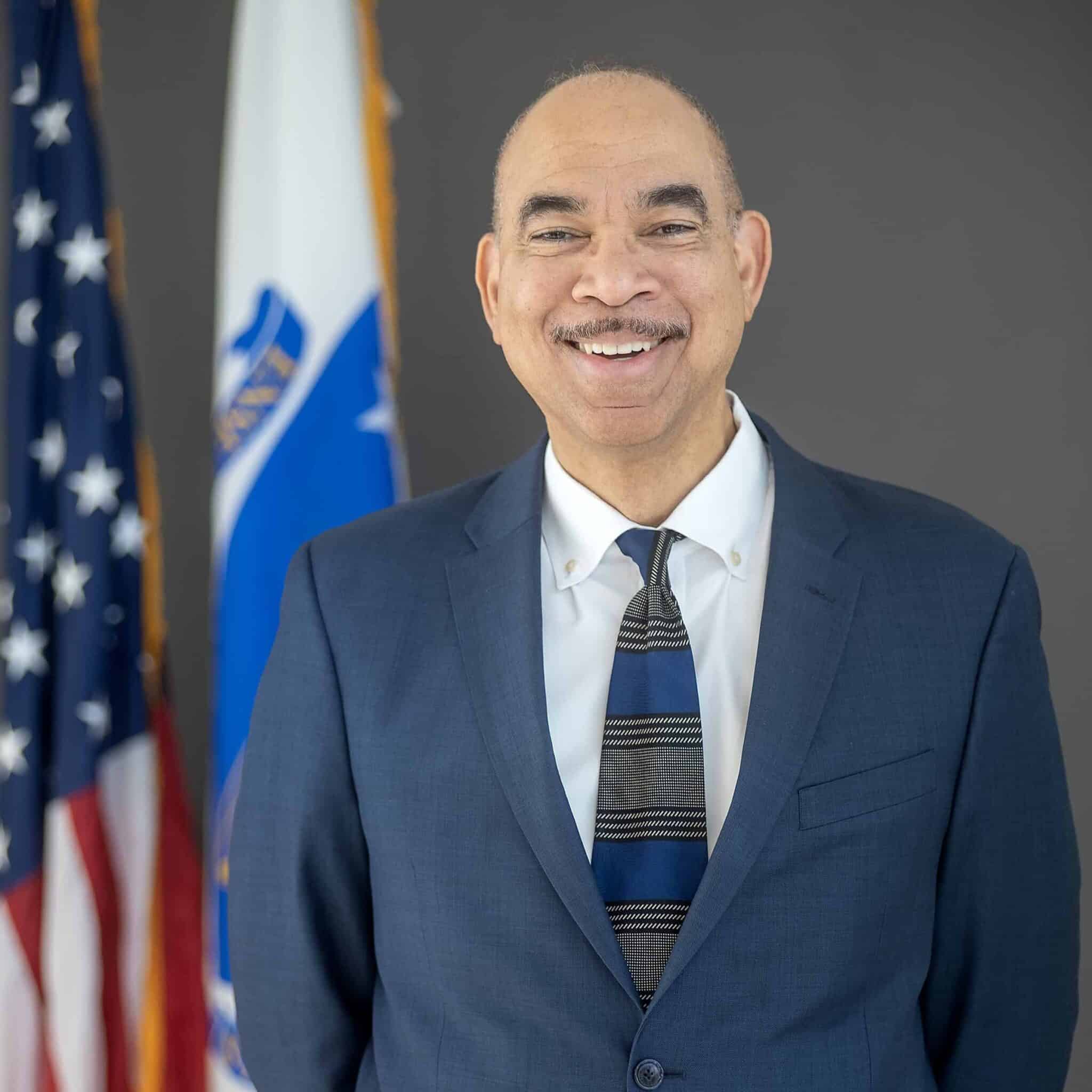 Kirk Taylor – MassBioEd